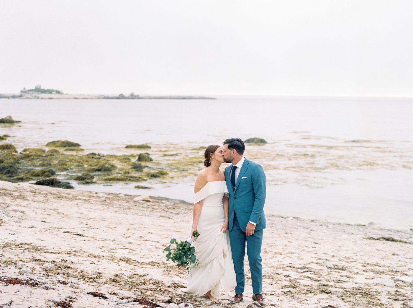 Elegant Coastal Wedding at Oceanstone Resort - Alyssa Joy Photography